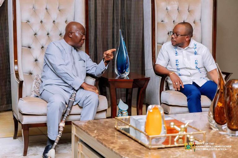 Reception of the Asantehene by High Commissioner Quashie and Staff of ...